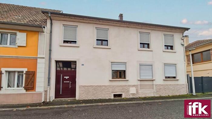 Appartement à louer - Biesheim - 5 pièces - 3 chambres