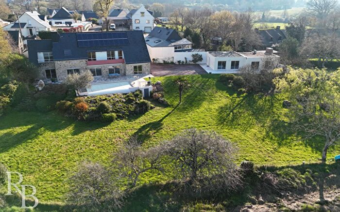 Maison à vendre - Theix - 9 pièces - 7 chambres