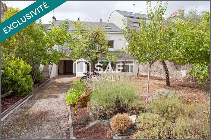 Maison 11 pièces à Nantes, Saint-Clément, Jardin des plantes, Caserne Lamoricière, à vendre