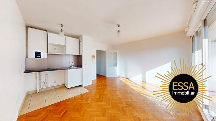 Appartement à vendre - Le Plessis-Robinson, Centre commercial - 1 pièce