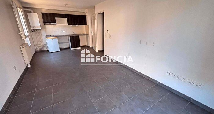Appartement 3 pièces à Follainville-Dennemont, à louer