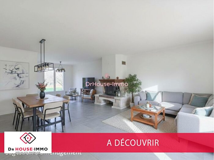 Maison 7 pièces à Bréau, à vendre