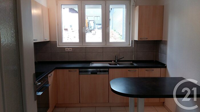 Appartement à louer - Orchamps-Vennes - 4 pièces - 3 chambres