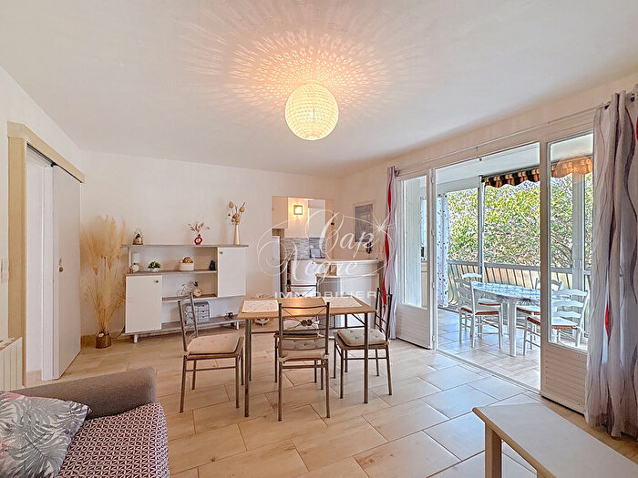 Cavalaire-sur-Mer, Centre-ville - Appartement 2 pièces à vendre