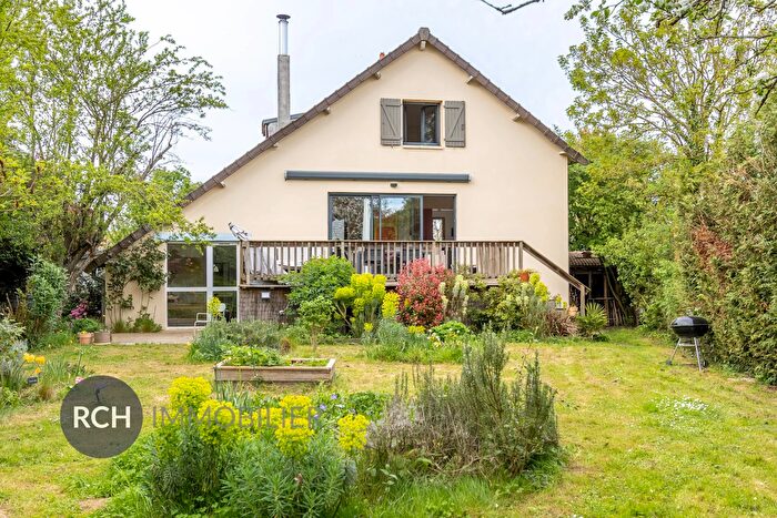 Maison 7 pièces à Houdan, à vendre