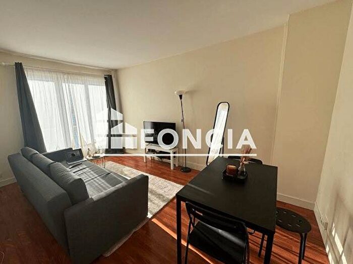 Appartement à louer - Pastières, Chartres - 1 pièce