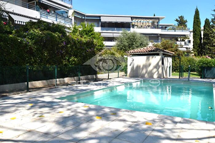 Appartement 3 pièces à vendre - Cannes, Croix des Gardes