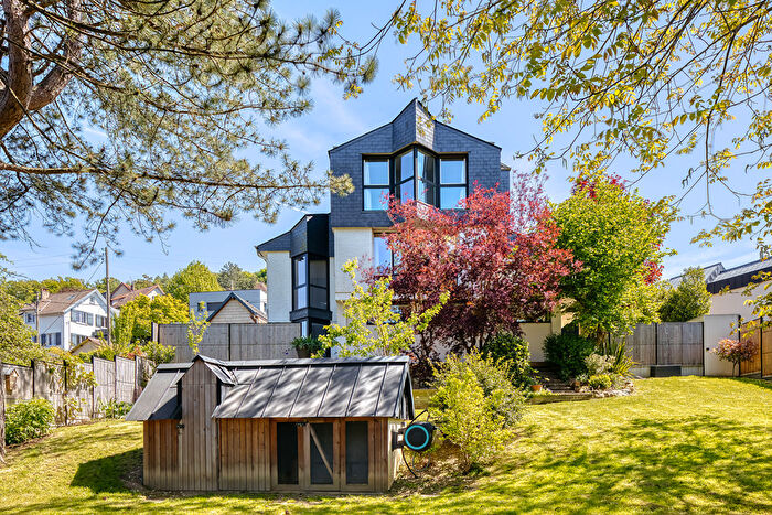 Maison 7 pièces à Bois-Guillaume, Mont Fortin, Grande Route, à vendre