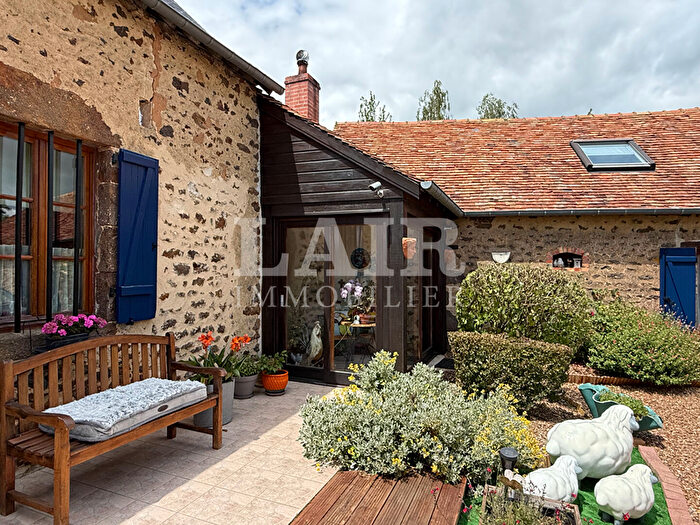 Maison 6 pièces à vendre à Saint-Aubin-de-Locquenay