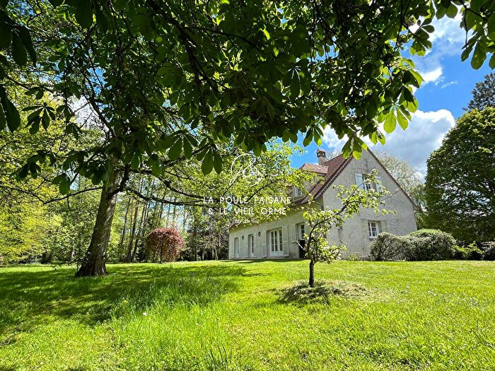 Coin du Bois Patis, Rambouillet : Maison 8 pièces à louer