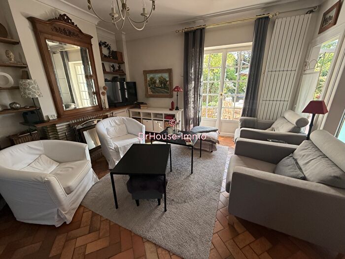 Maison 9 pièces à Châteauroux, Centre-ville, Les Marins, à vendre