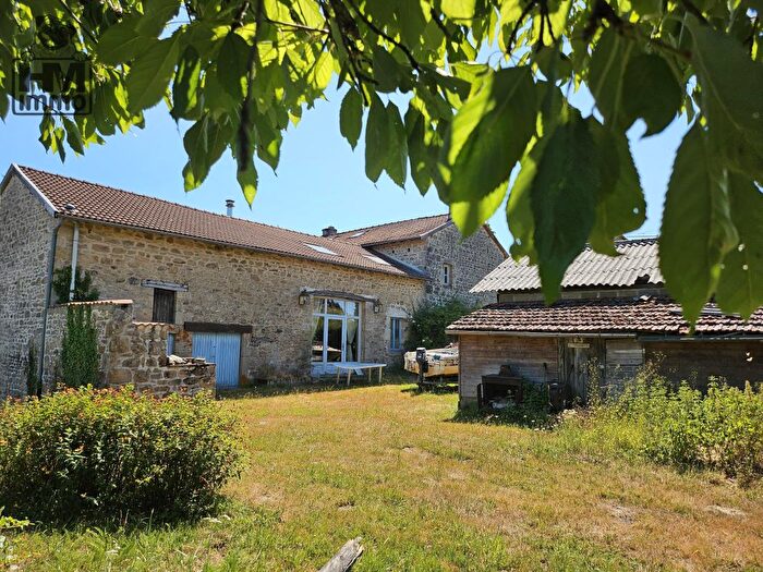 Maison 5 pièces à vendre à Peyrat-le-Château