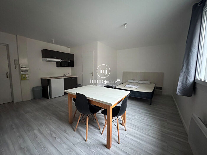 Limoges, Centre-ville, Hôtel de Ville, Emailleurs : Appartement 1 pièce à louer