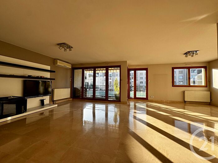 Appartement à vendre - Villeurbanne, Les Poulettes - 5 pièces - 3 chambres