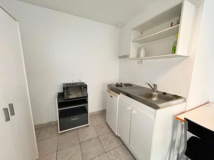 Appartement à louer - Amiens, Saint-Maurice - 1 pièce
