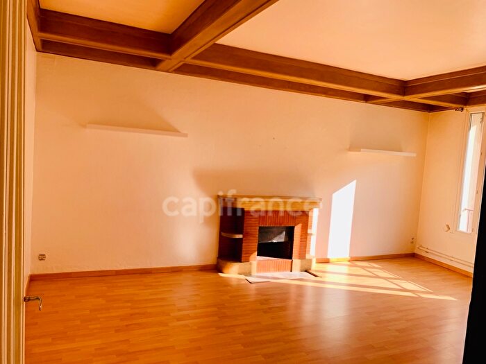 Appartement à vendre - Épernay, Centre-ville - 2 pièces - 1 chambre