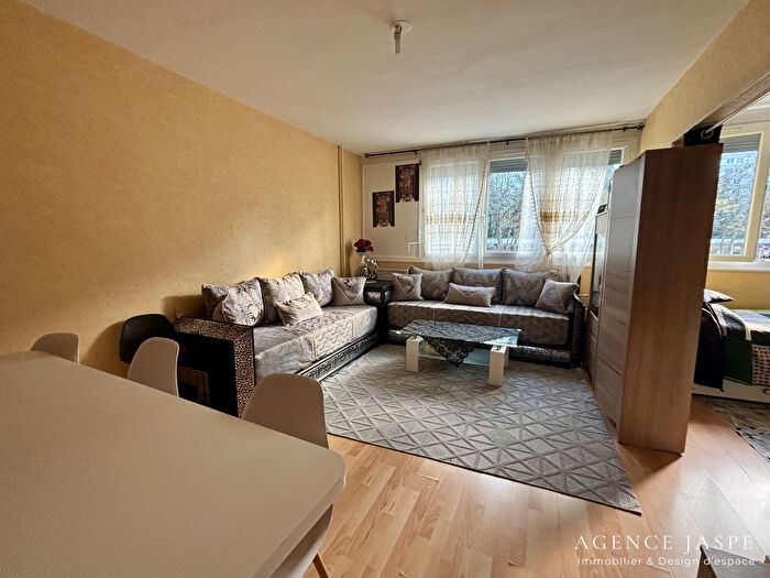 Appartement à vendre - Saint-Étienne, La Métare, Le Portail Rouge, Fauriel, Villeboeuf - 4 pièces - 2 chambres