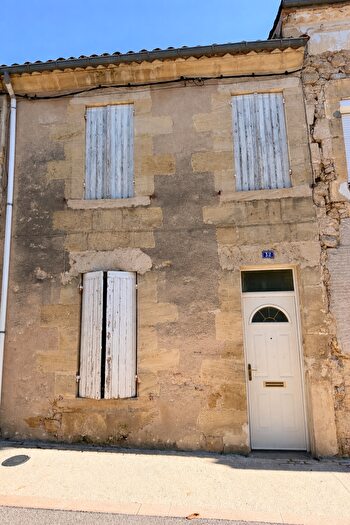 Maison à vendre - Sauveterre-de-Guyenne - 5 pièces - 3 chambres