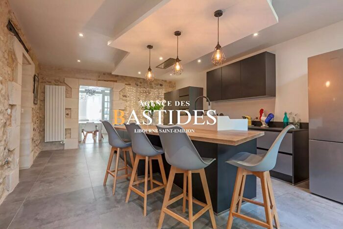 Maison à vendre - Libourne, Centre-ville, Bastide, Gare - 4 pièces - 2 chambres