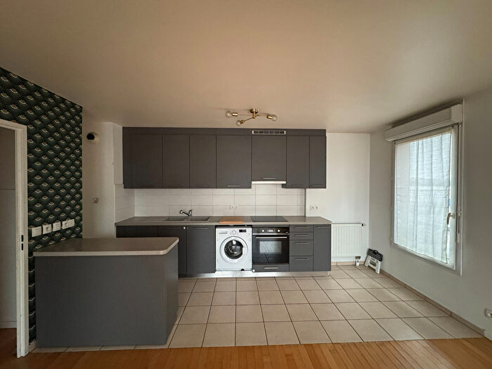 Appartement à vendre - Aubervilliers, Landy-Plaine, Marcreus, Pressensé - 3 pièces - 2 chambres