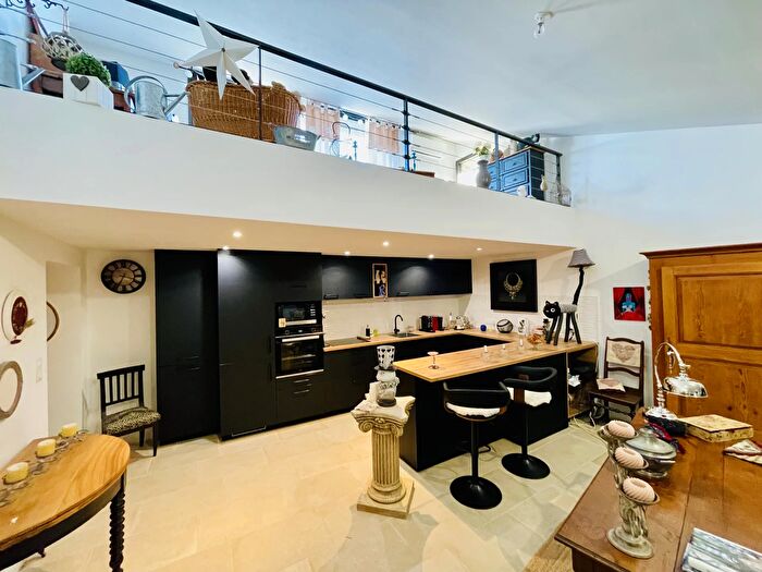 Appartement à vendre - Mirabel-aux-Baronnies - 4 pièces - 2 chambres