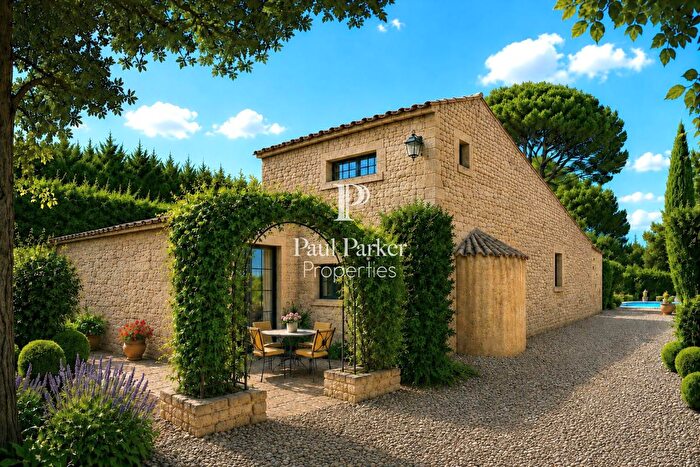 Maison 11 pièces à vendre à Lourmarin