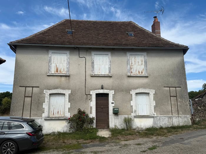 Maison 5 pièces à Saint-Germain-les-Belles, à vendre