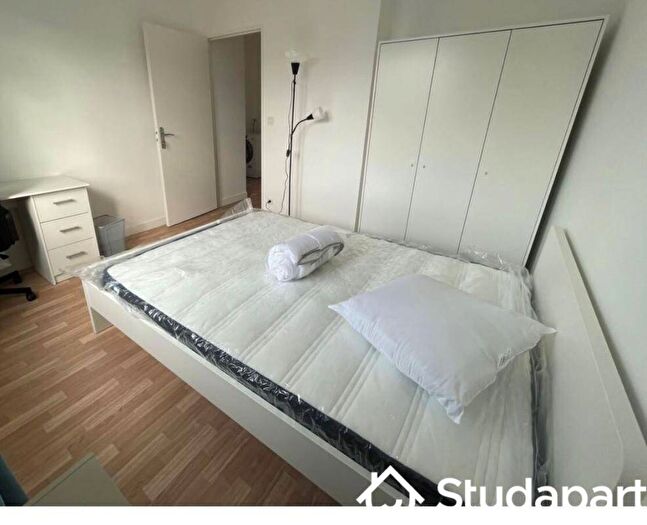 Appartement à louer - Aguado, Évry-Courcouronnes - 1 pièce - 1 chambre