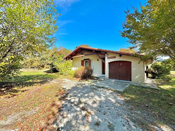 Maison à vendre - Moustey - 5 pièces - 3 chambres