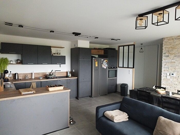 Appartement à louer - Marigny-Saint-Marcel - 4 pièces - 3 chambres