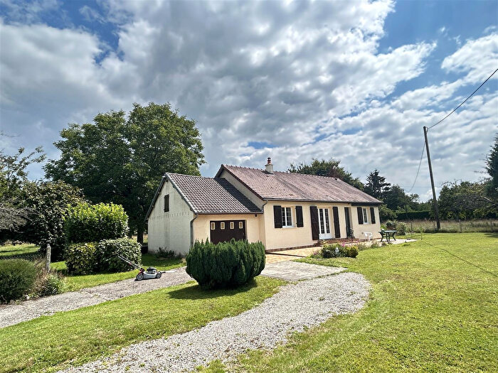 Maison à vendre - Vimoutiers - 4 pièces - 3 chambres