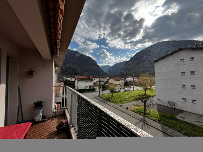 Appartement à vendre - Tarascon-sur-Ariège - 3 pièces - 2 chambres