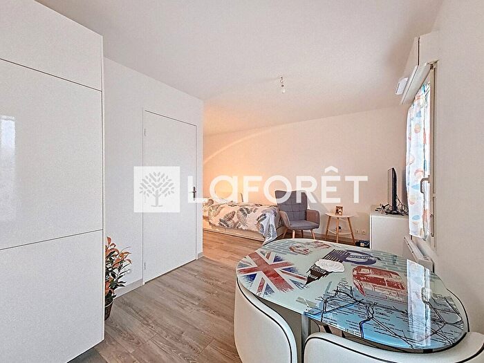Lugny, Moissy-Cramayel : Appartement 1 pièce à louer