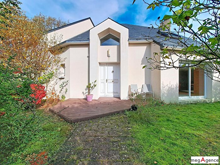 Maison à vendre - Sautron - 8 pièces - 5 chambres