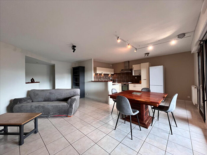 Appartement à louer - Baraqueville - 3 pièces - 2 chambres