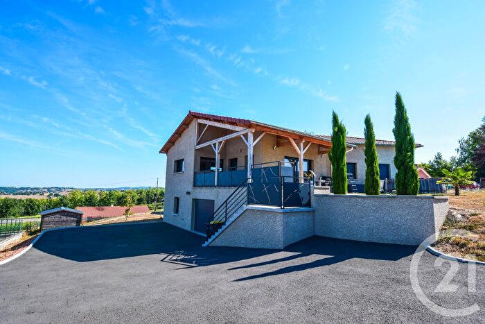 Maison à vendre - Saint-Symphorien-de-Lay - 5 pièces - 4 chambres