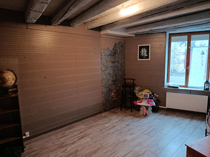 Maison à vendre - Vic-sur-Seille - 6 pièces - 4 chambres