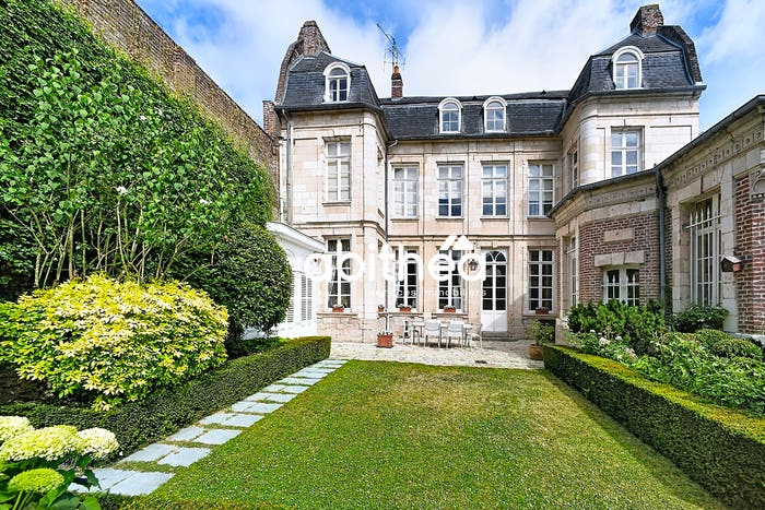 Maison 8 pièces à vendre - postalCode