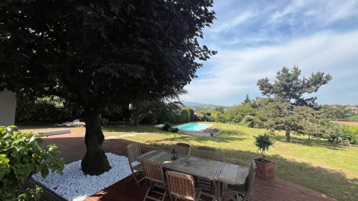 Maison à vendre - Lissieu - 7 pièces - 5 chambres