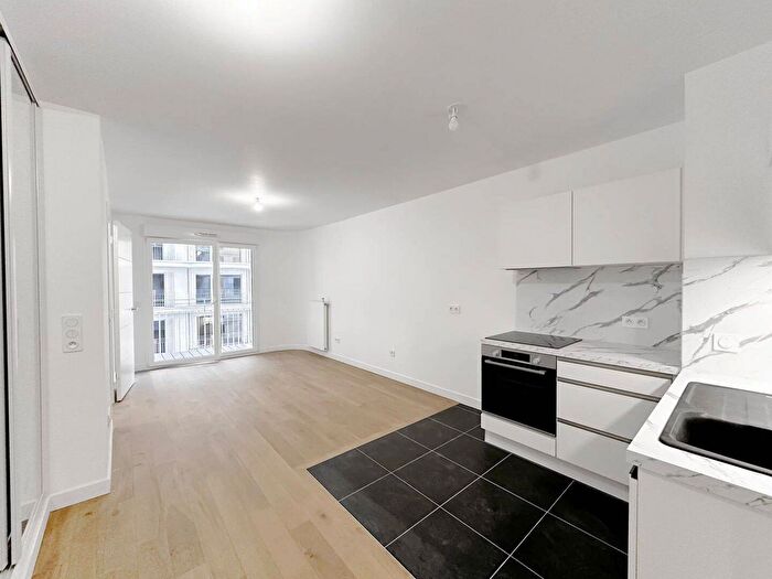 Beaujon-Berges de Seine, Clichy : Appartement 2 pièces à louer