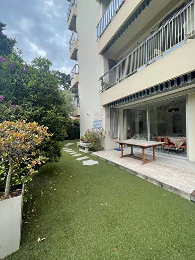 Appartement à louer - Nice - 3 pièces - 2 chambres