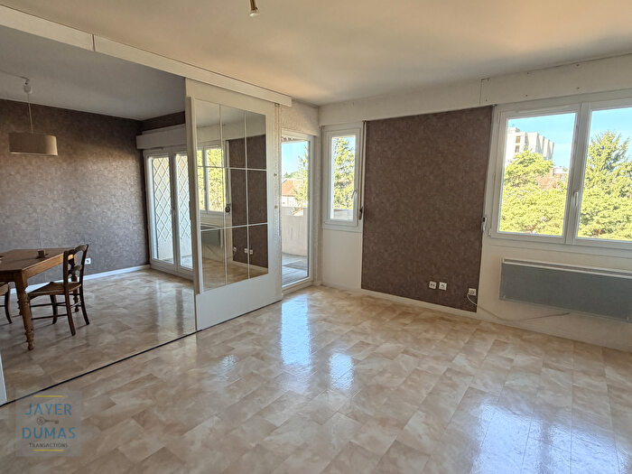 Chalon-sur-Saône, Saint-Jean des Vignes : Appartement 3 pièces à vendre