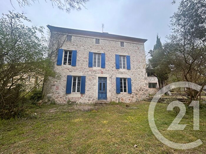 Saint-Hilaire-de-Lusignan : Maison 7 pièces à vendre