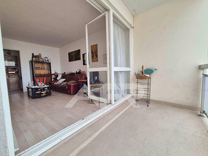 Appartement à vendre - Chatou, Nord - 3 pièces - 2 chambres