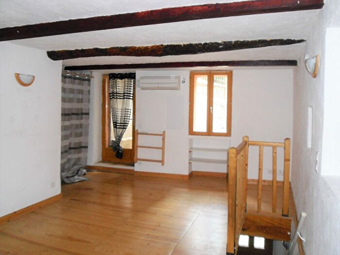 Appartement à louer - LEscarène - 2 pièces - 1 chambre