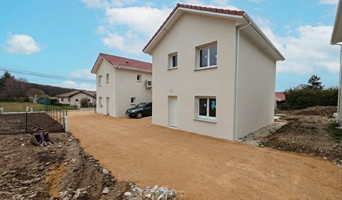 Maison à louer - Flachères - 4 pièces - 4 chambres