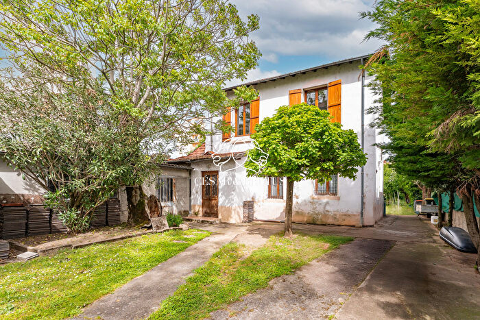 Maison à vendre - Villeurbanne, Cusset - 6 pièces - 4 chambres