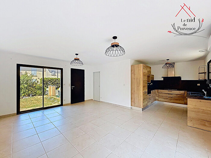 Maison 4 pièces à Pernes-les-Fontaines, à vendre