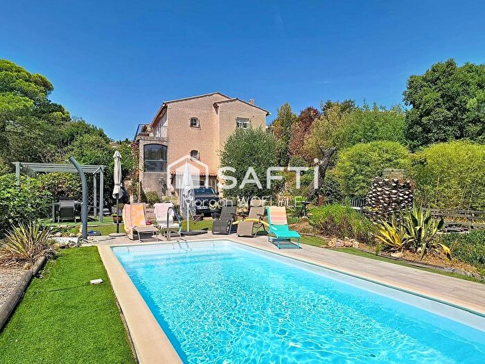 Fréjus, Saint-Aygulf - Maison 9 pièces à vendre