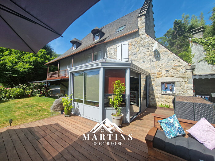 Argelès-Gazost - Maison 9 pièces à vendre